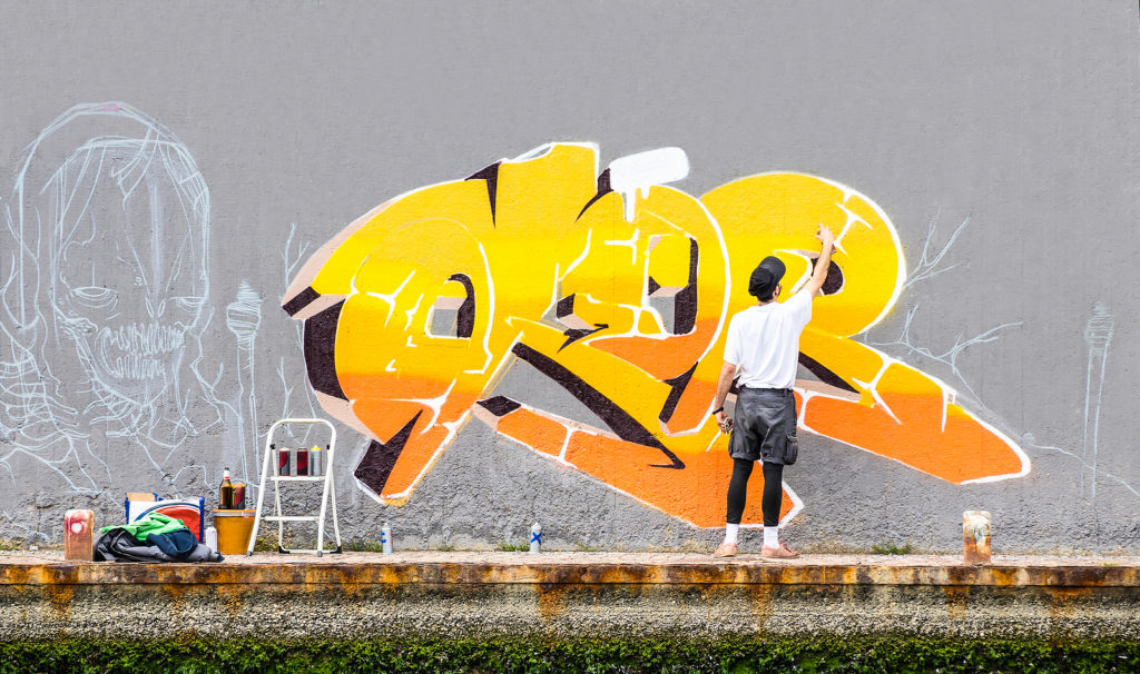 Street Art vs. Graffiti Art: 5 Ways to Tell the Difference
